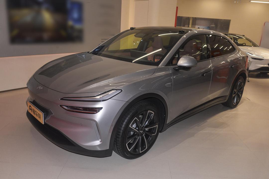 Struggling with choosing a new energy vehicle? The Ledao L60 boasts a ...