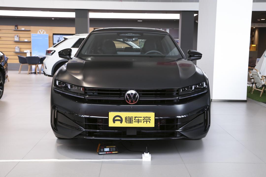 With a length of 4990mm, rich configuration and equipped with 2.0T+7DCT, this joint venture mid ...