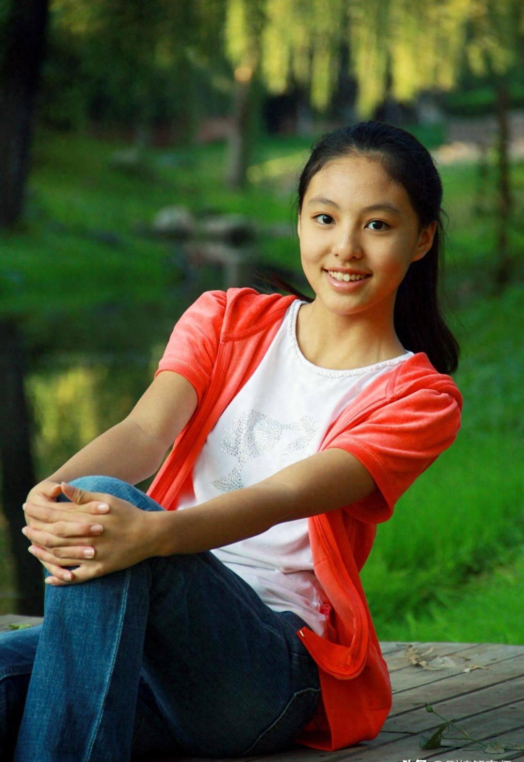 "Love in the World": Wu Jingan and He Zhengjun star in a drama about ...