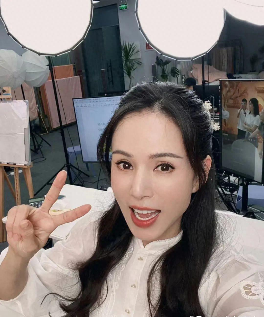 Zhang Xiaofei and Qi Wei join "Sisters Who Make Waves Season 5"! - iMedia