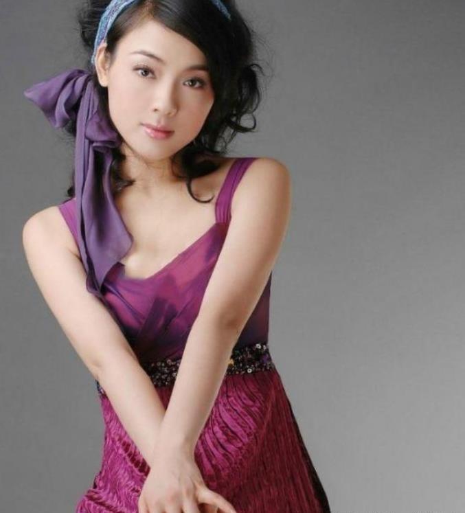 Chen Sisi can no longer hide it and admits her relationship with Li ...