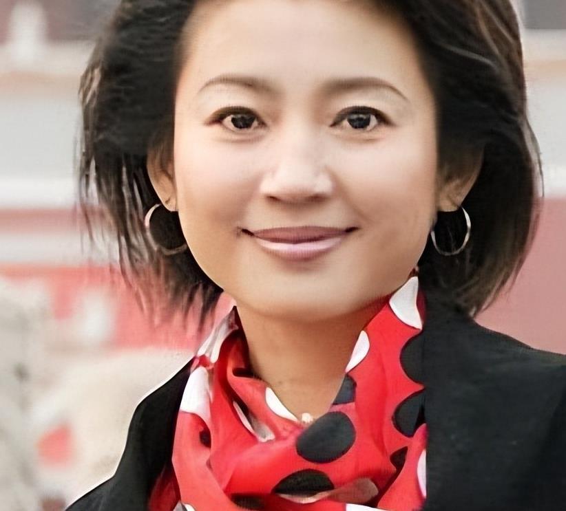 Wang Xiaoya has changed so much as she gets older! First married to a ...