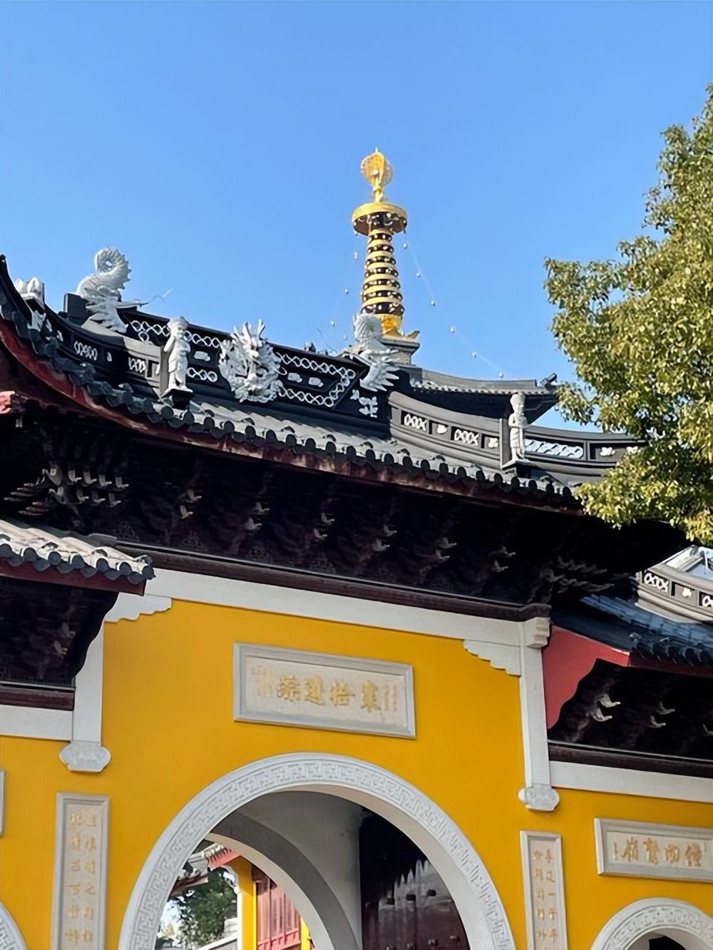 One of the top ten famous temples in China, Hanshan Temple in Suzhou ...