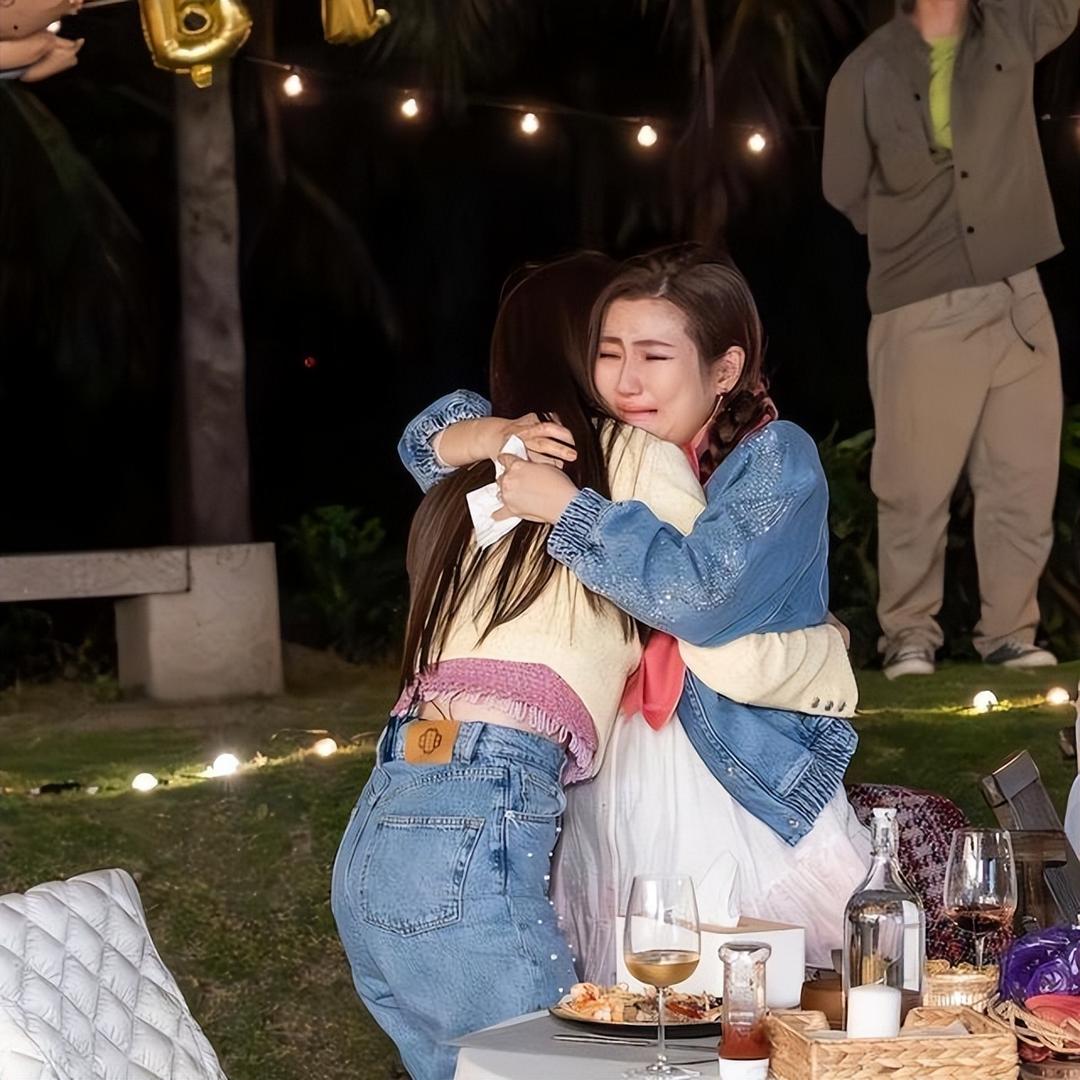 SHE member Selina, 41 years old, gave birth to a baby. The baby suffered from pulmonary ...