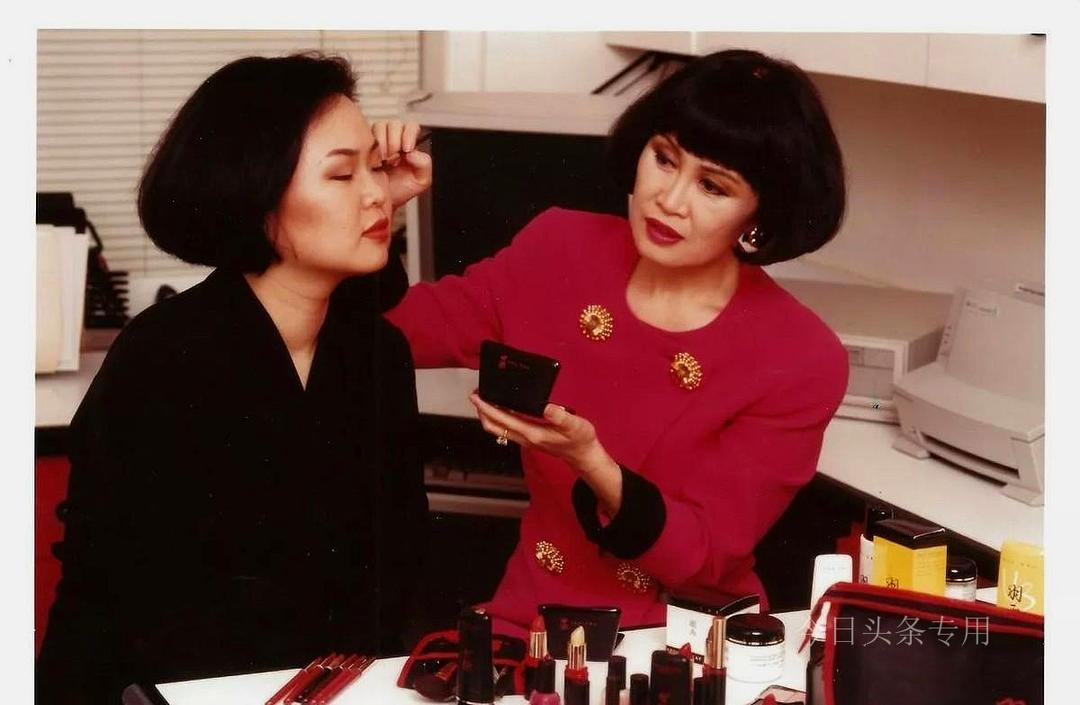 Sitting in the front row of the Spring Festival Gala for 20 years, Jin ...