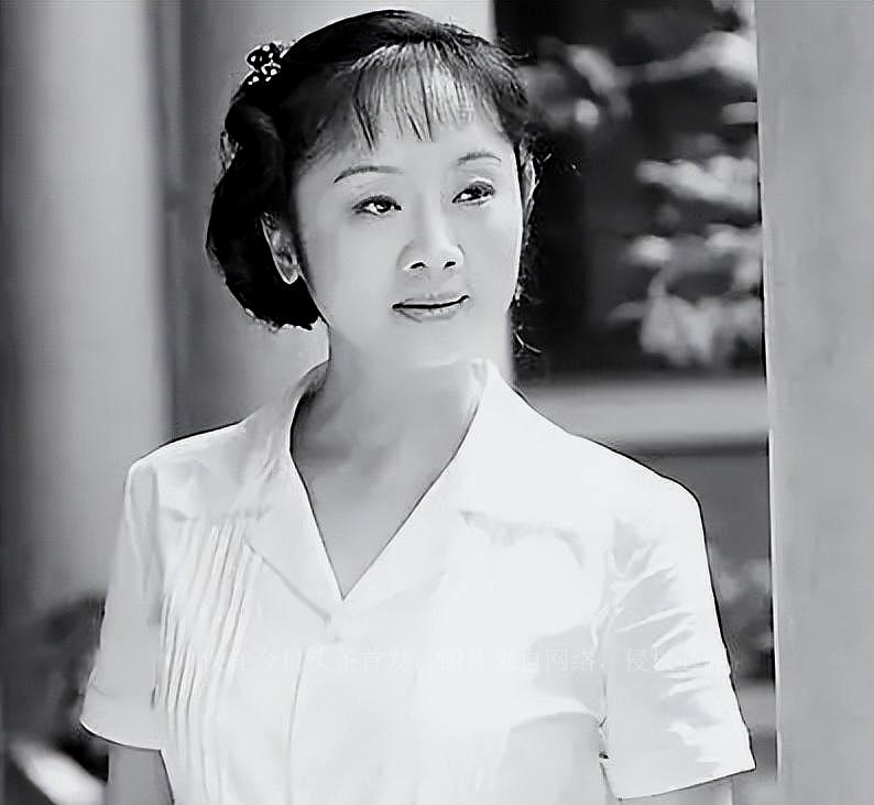 Tang Jing: After divorcing Wang Xinjun, she vowed never to marry again ...