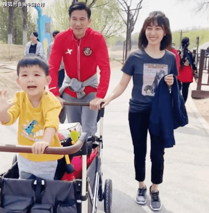 Famous Hong Kong star Li Zixiong marries a Beijing girl: I become a ...