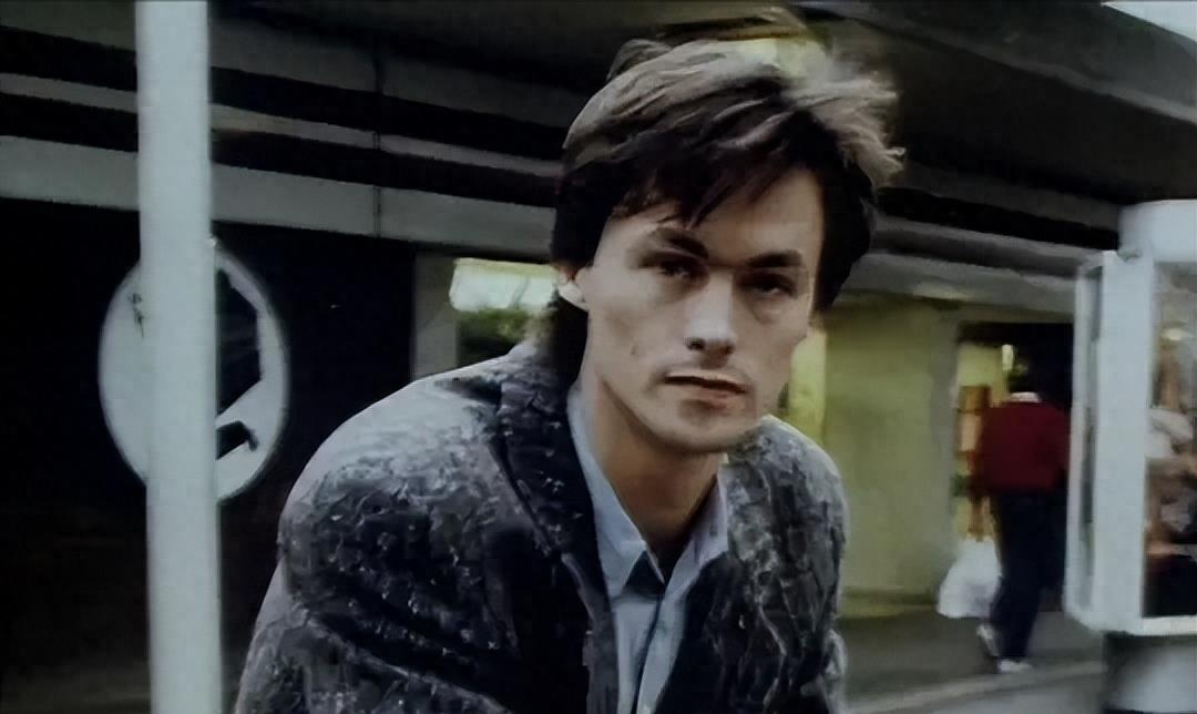 A rare life documentary that explores psychological changes at all ages ...