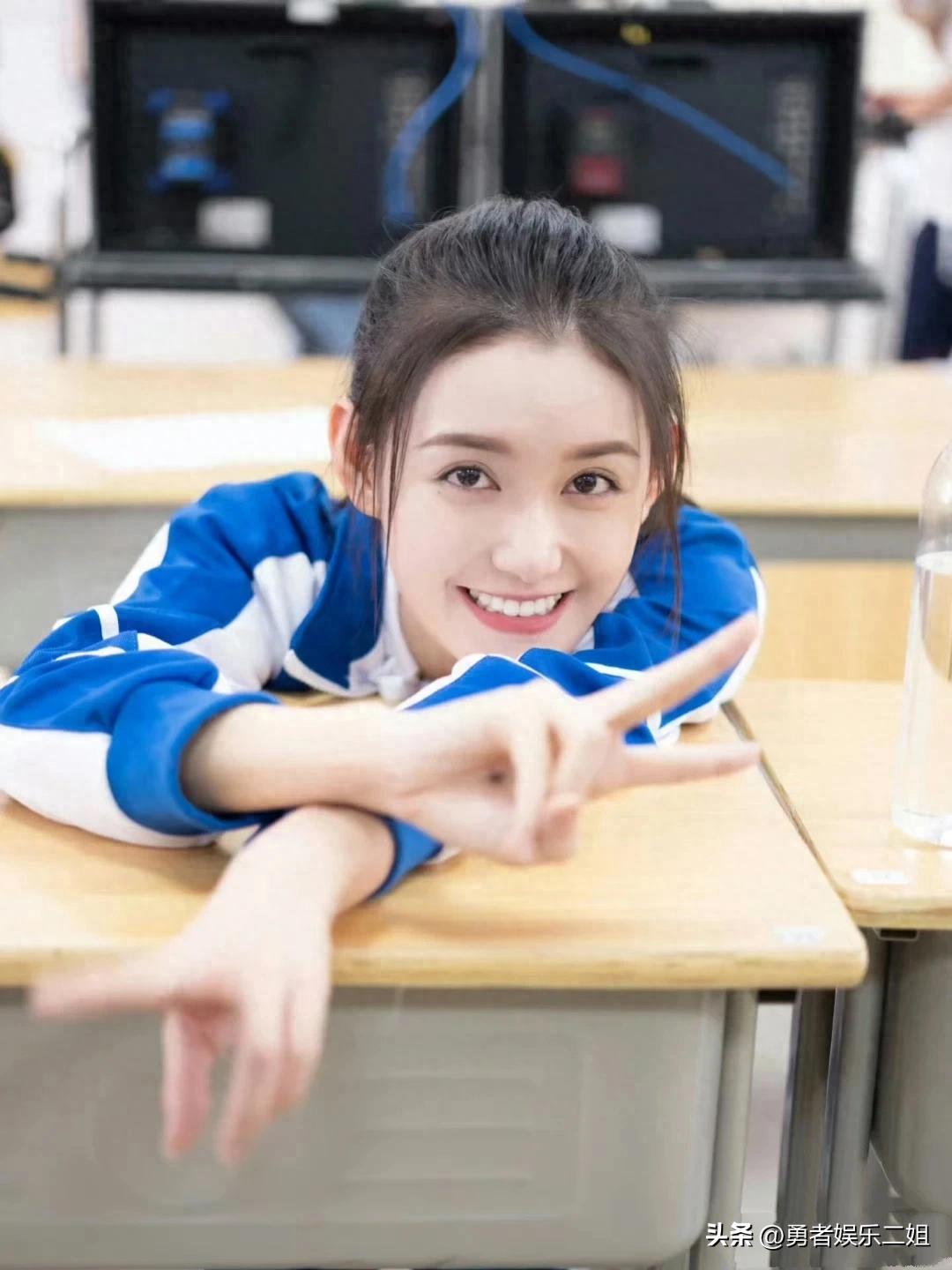 He debuted at the age of 5 and has 4 dramas to be broadcast. Yu Zheng ...