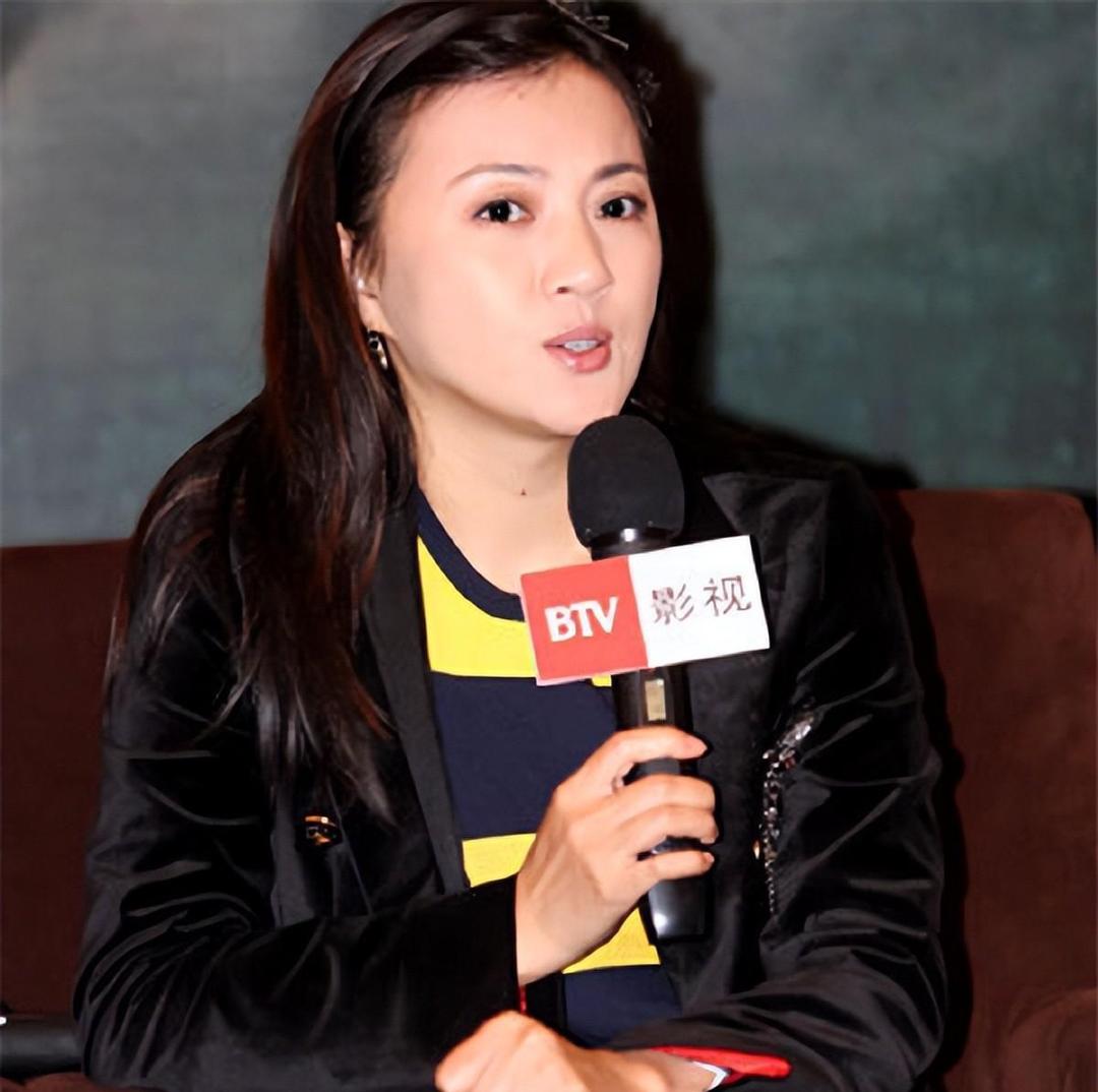 From the Spring Festival Gala to a mental hospital, it is a pity that the "Queen of Sketch" Jin ...