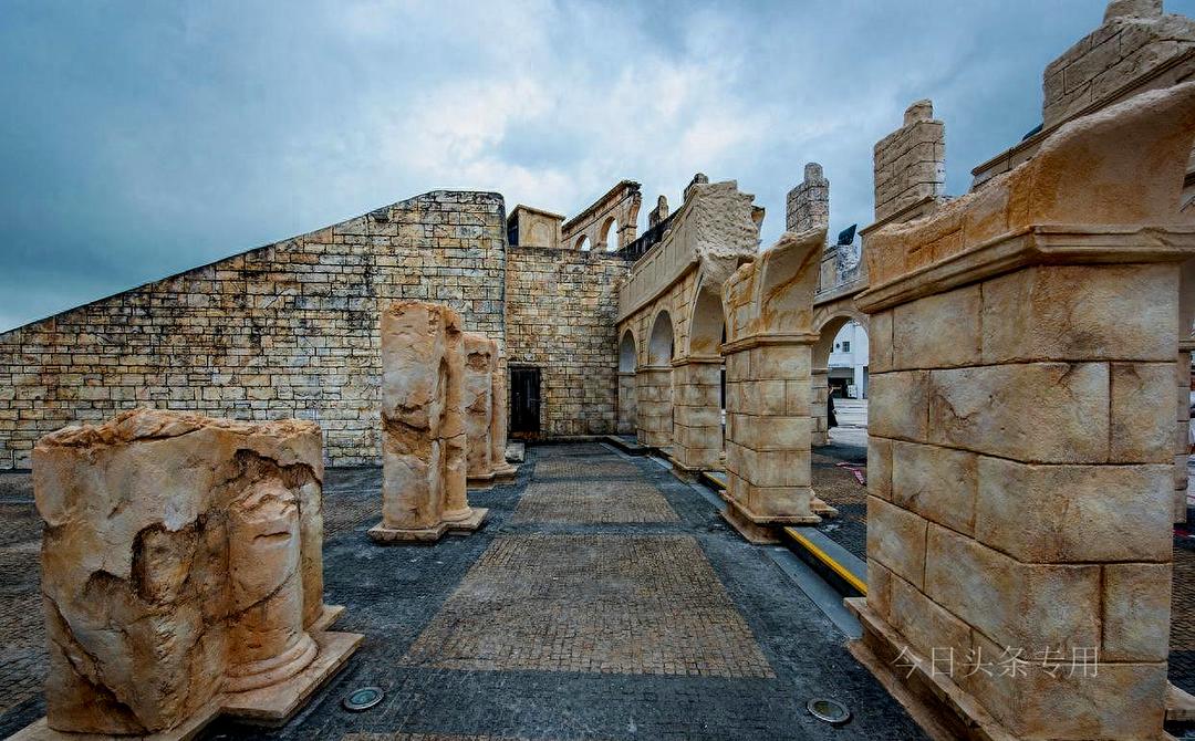 Macau's super internet celebrity attraction allows people to travel to ...