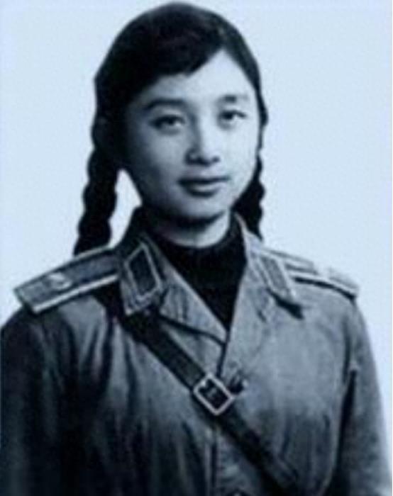 In 1968, Lin Liguo fell in love with Zhang Ning. After taking her out, he quietly revealed: Ye ...