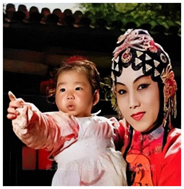 Xin Fengxia's daughter Wu Shuang: Life is full of ups and downs, is it ...