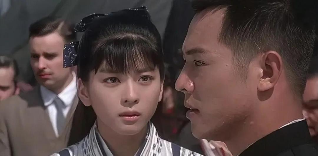 The first Japanese idol of a Chinese boy is Mitsuko Yamada in "Jing Wu ...