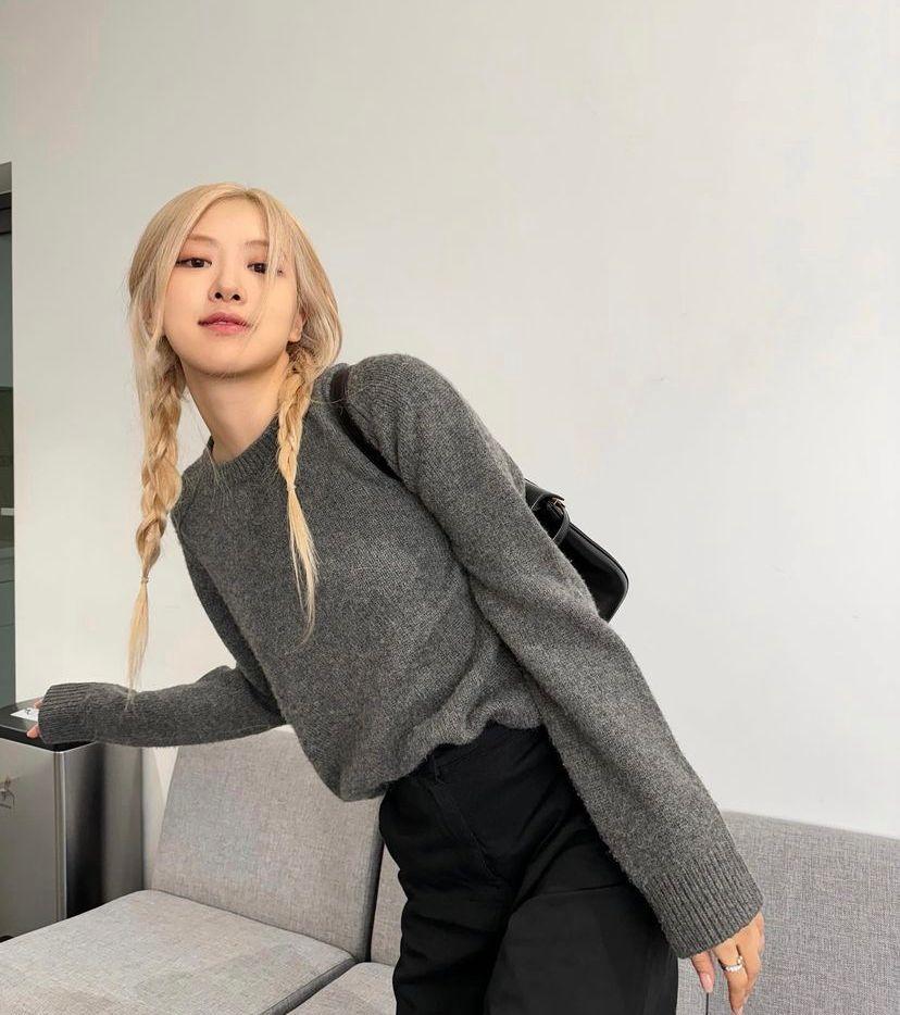 Park Chae Young's latest selfie shows her hair is sparse and alopecia ...