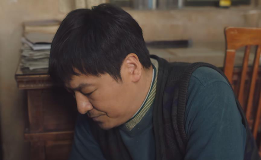 Watching "Glory of Our Fathers", the actors of "Northeast Gang" are ...