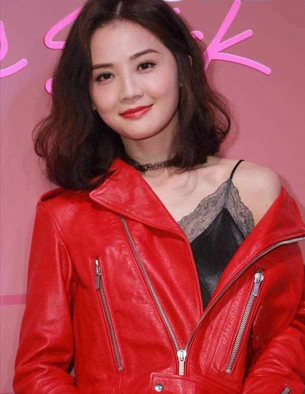 Charlene Choi, 40, shows mature charm - iMedia
