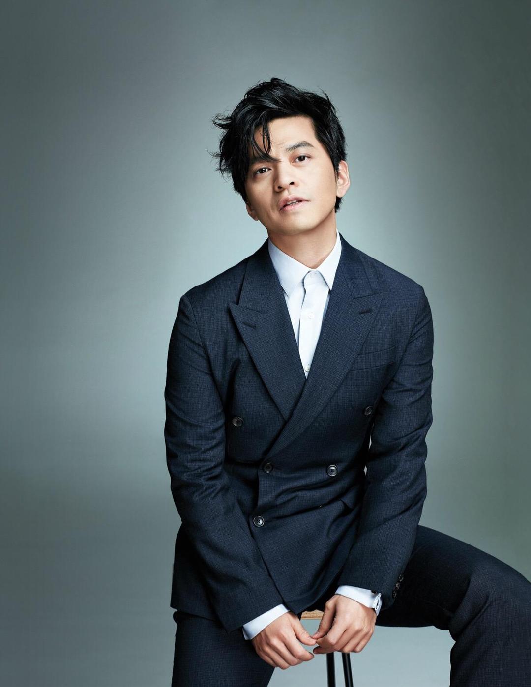 Looking at the performance posters, Li Jian deserves the C position ...