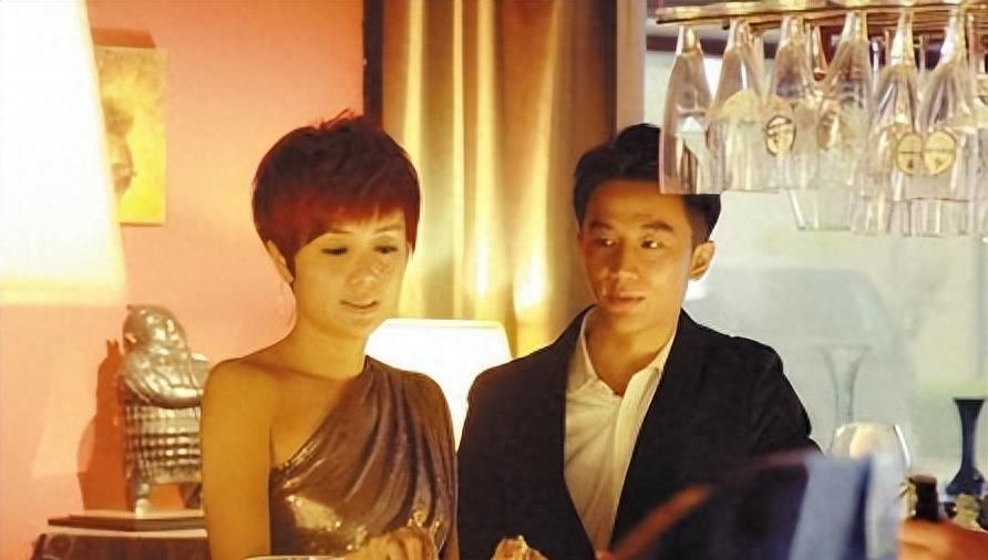 This time, 57-year-old Jiang Wenli was stripped naked in "scandal" - iMedia