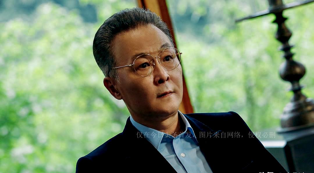 Only 2 episodes were aired, but I didn't expect that Zhiwei would dare to film it. As soon as ...