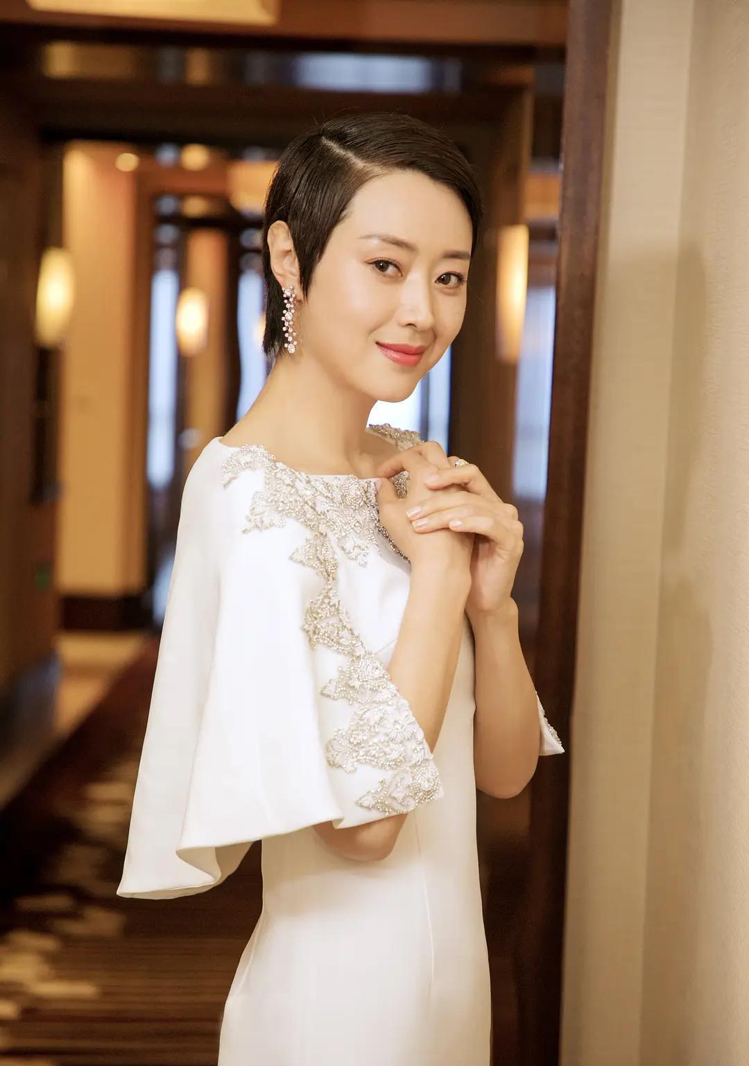 Song Jia: From dream to challenge, choice at the age of 42 - iMedia