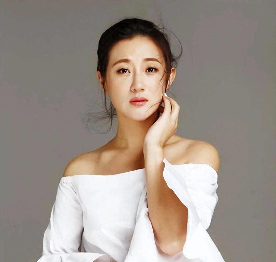 Original famous actor Liu Bin: After three marriages and three divorces, how does he treat his ...