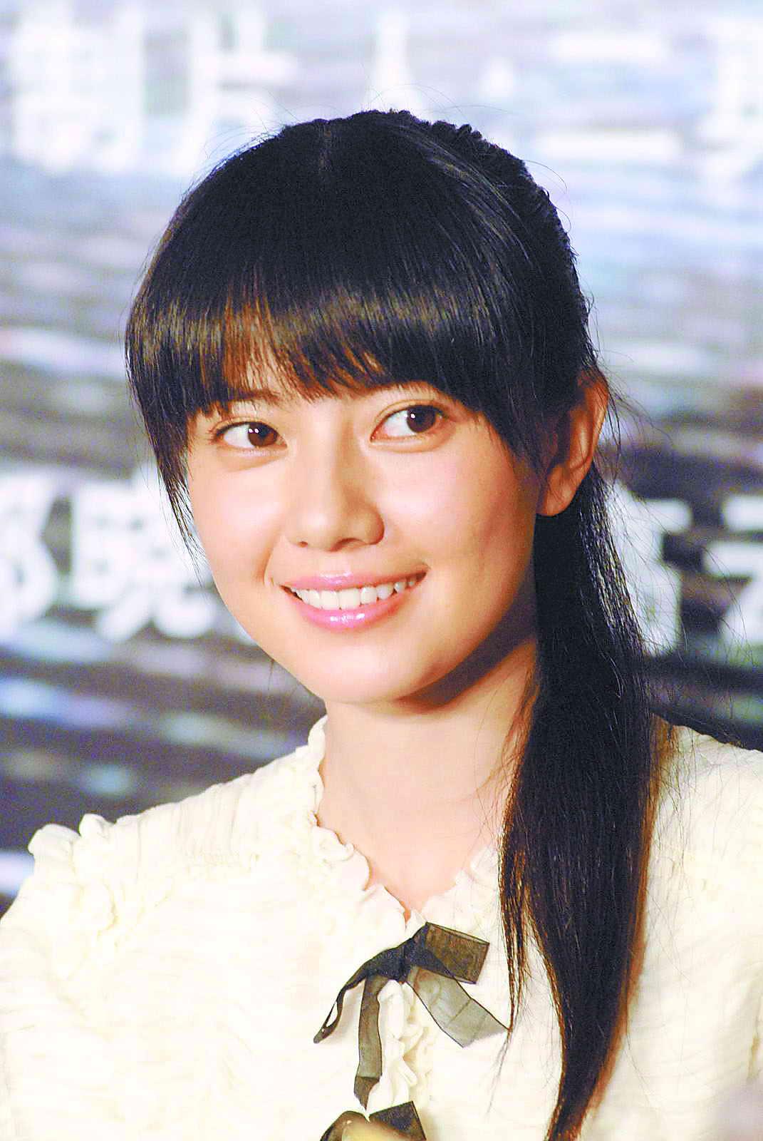 He married Dou Ying, fell in love with Xu Jinglei, betrayed Gao ...