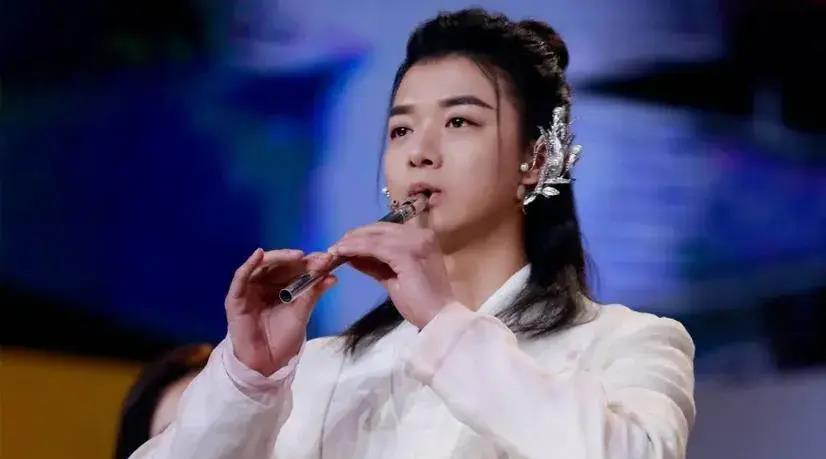 Huo Zun: A loner on the road of music - iMedia