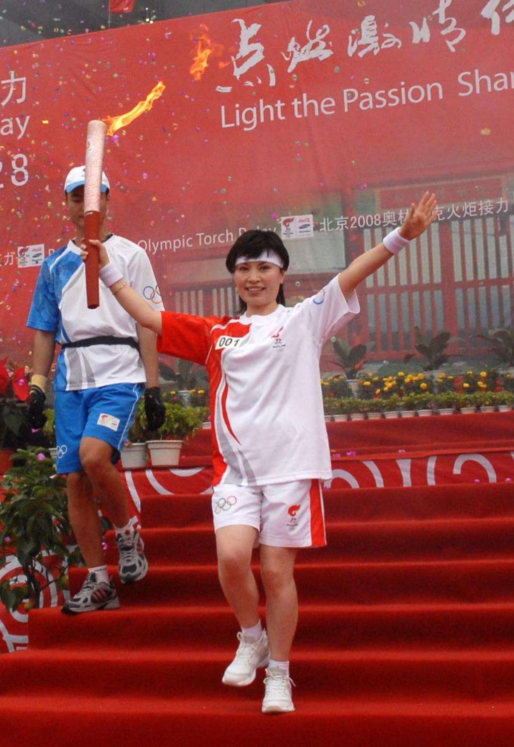 Li Ruiying: She has worked at CCTV for 28 years without making any ...