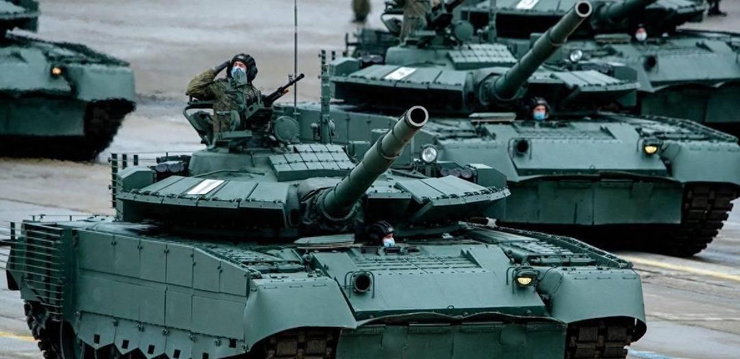 Invincible tank! Russian T80 makes a domineering appearance! - iMedia