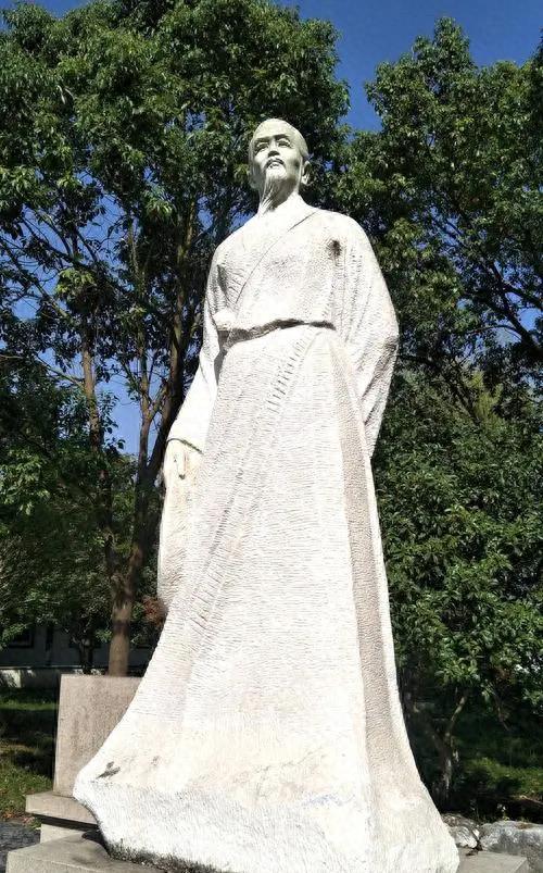 Xu Xiake kept his filial piety for three years and unexpectedly favored ...