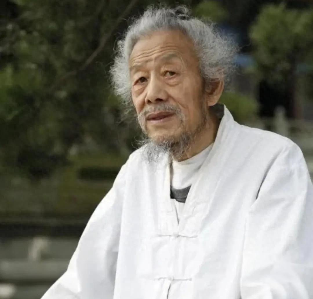 Zhu Huaying, an 84-year-old famous Taoist doctor in Wudang, has a ...