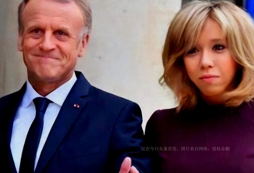 Macron is affectionate? Restore the photo of 69-year-old Brigitte into a girl, and make yourself ...