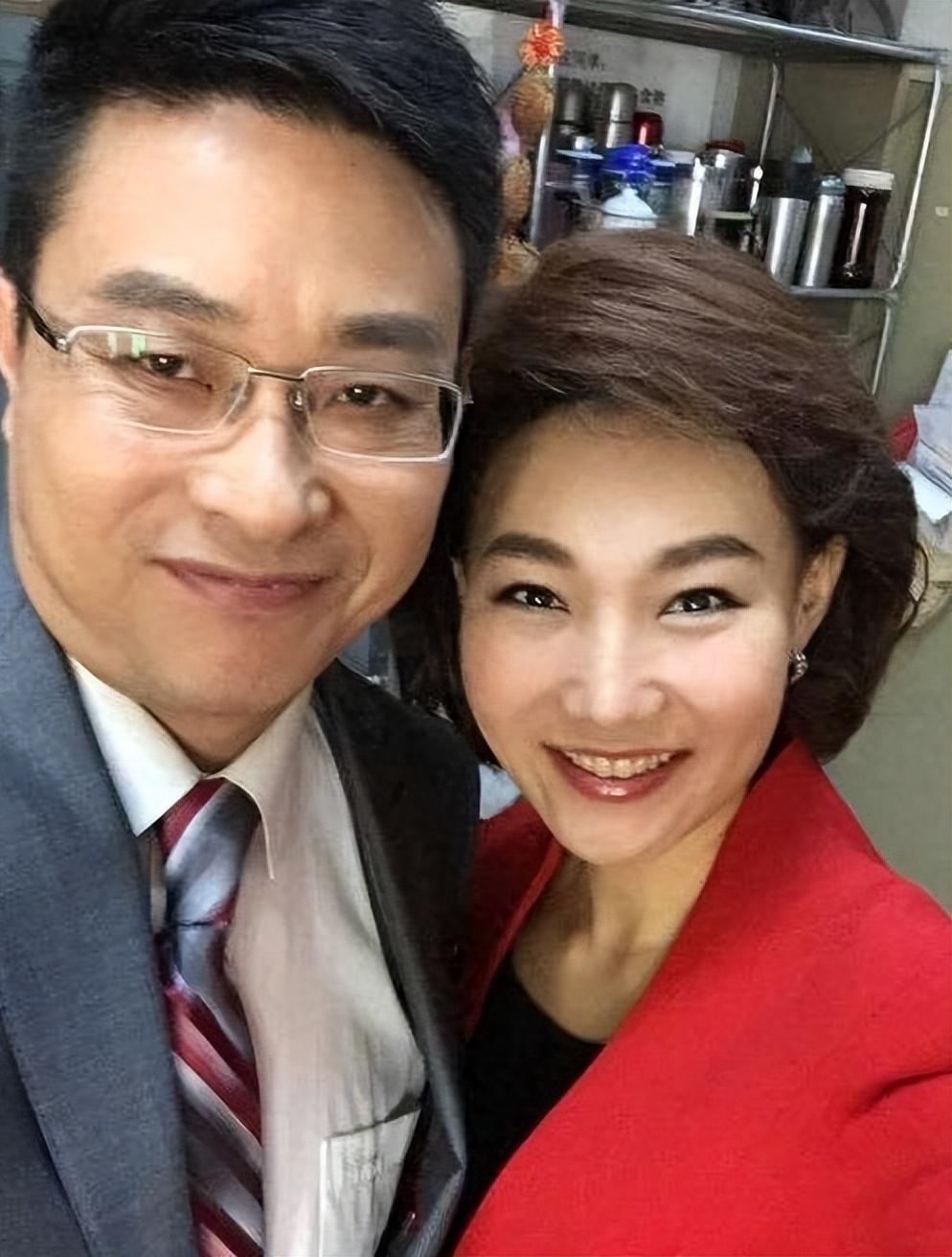 Cui Zhigang's photo with Li Zimeng caused controversy. In the legal ...