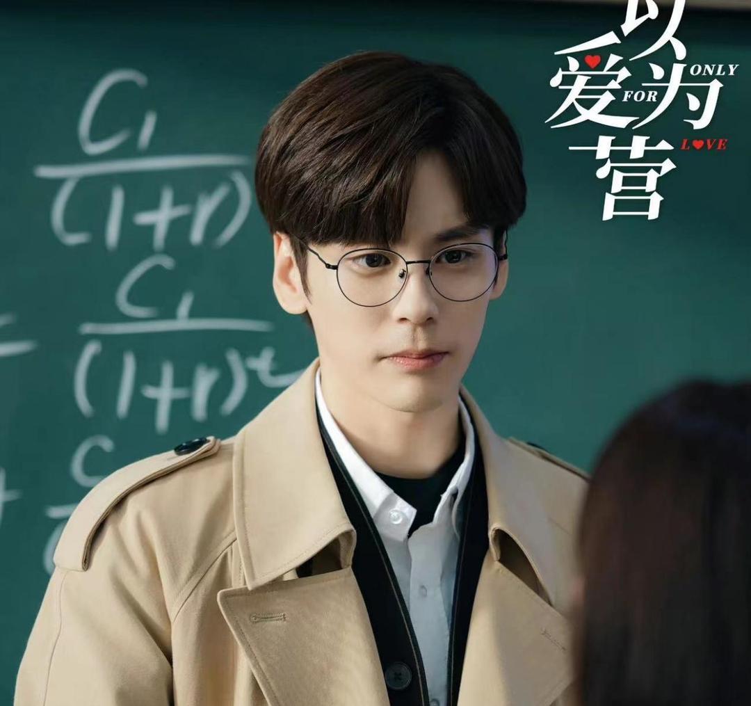 A showdown between goddess-level beauties, Bi Ruoshan VS Yu You in "Camping with Love", who is ...