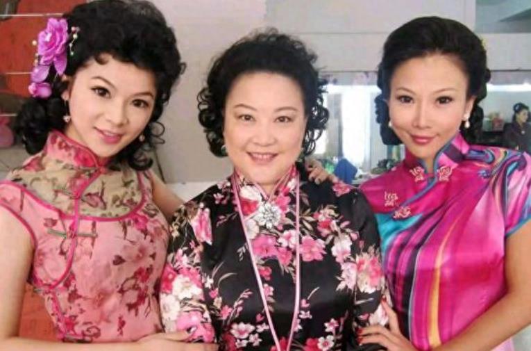 The 48-year-old "Master Han" Dong Tong revisited her old hometown ...