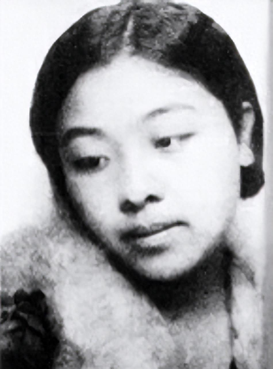 Ding Ling, a strange woman from the Republic of China: She fell in love with two men at the same ...