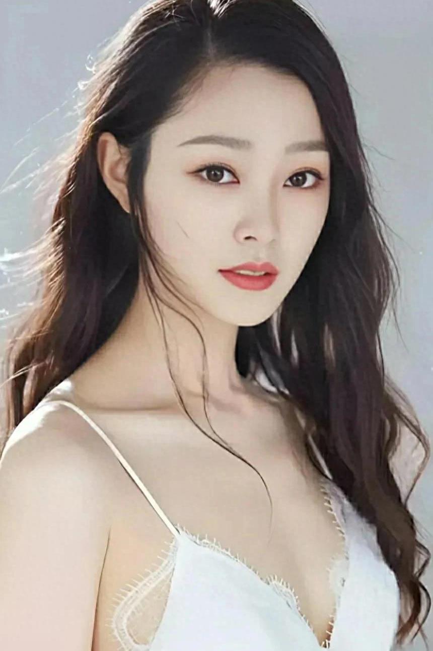 Song Yi star wallpaper - iMedia