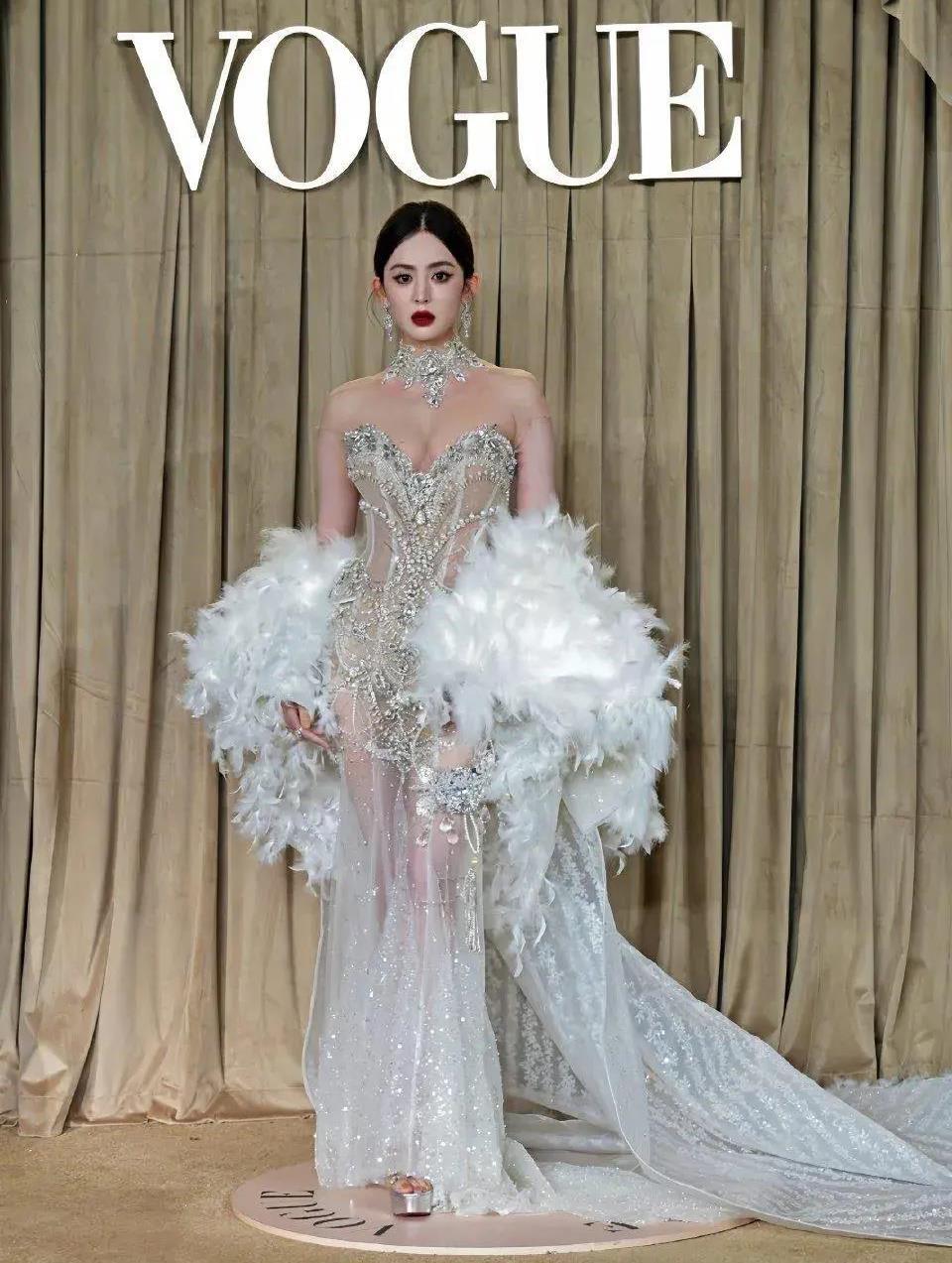 Nazha: The goddess of bright and beautiful temperament that shines all ...