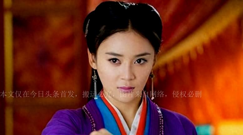 She has average looks but she has to play the role of "the most ...