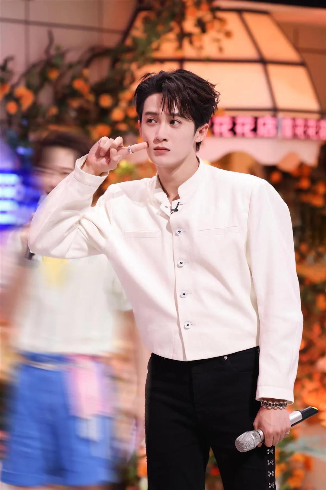 "Long Lovesickness" Nine Lives Xiangliu, how did the nine lives ...