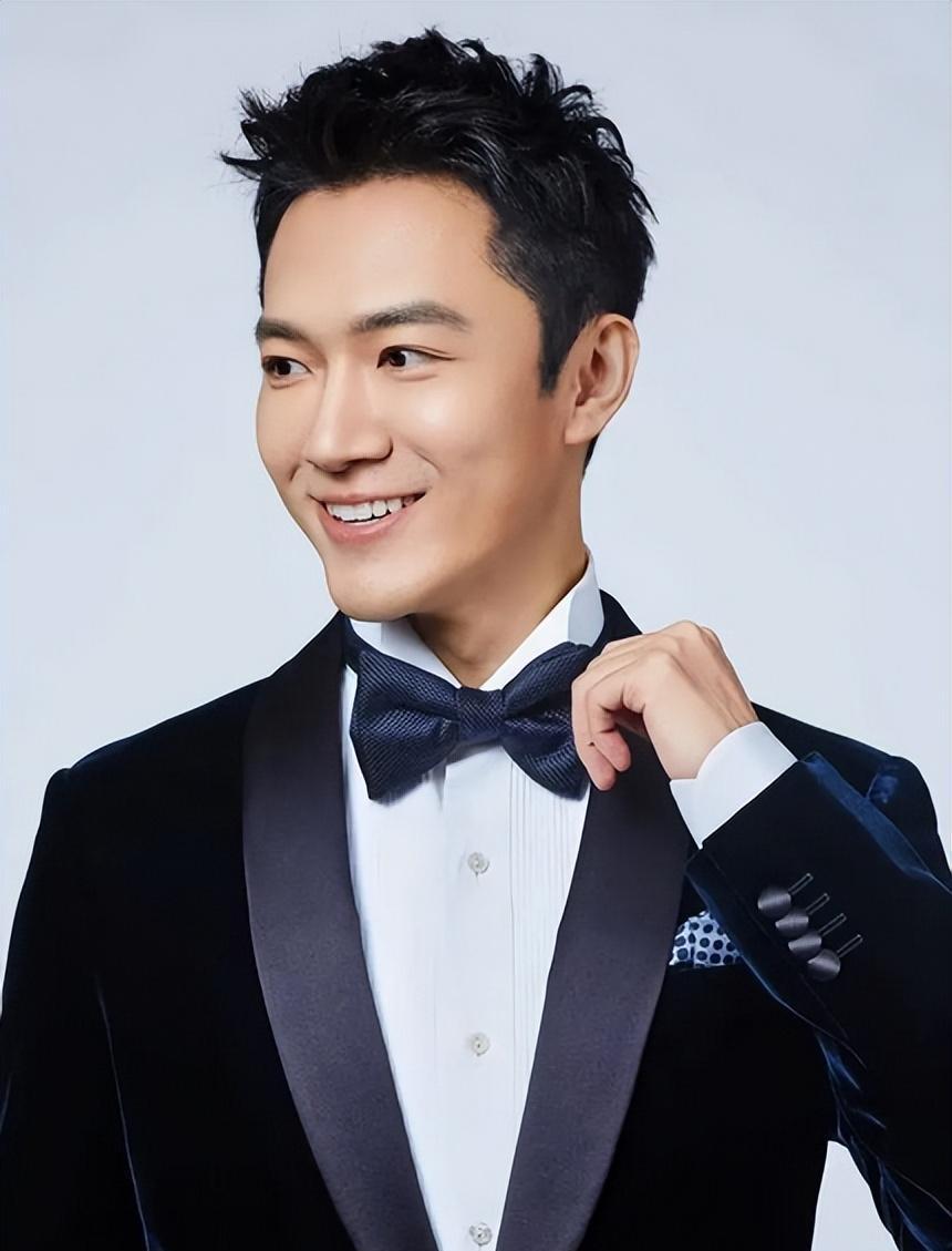 CCTV host Zhang Tao: Hard journey, true love "warm man" - iMedia