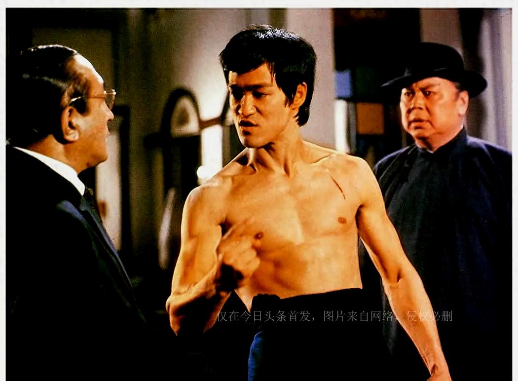 Also playing "Chen Zhen", if you put Donnie Yen, Bruce Leung and Jet Li together, the difference ...