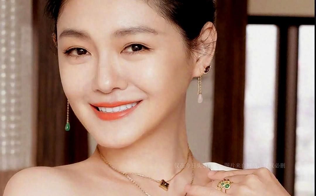 Mr. Wang is so awesome. The IOU written by Wang Xiaofei to Big S dug too many holes. - iMedia