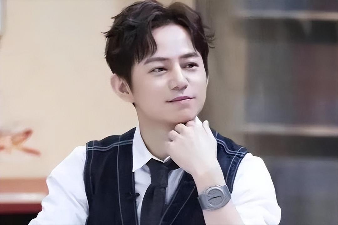 Fame and fortune can't save He Jiong who "destructs his future" - iMedia