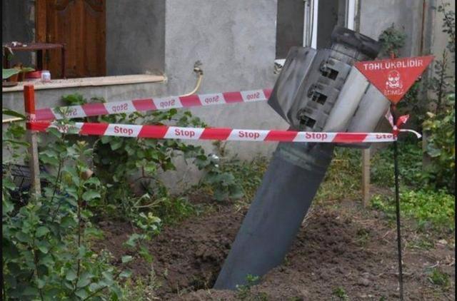 7-meter dumb bombs are inserted into the ground, and unexploded rockets ...