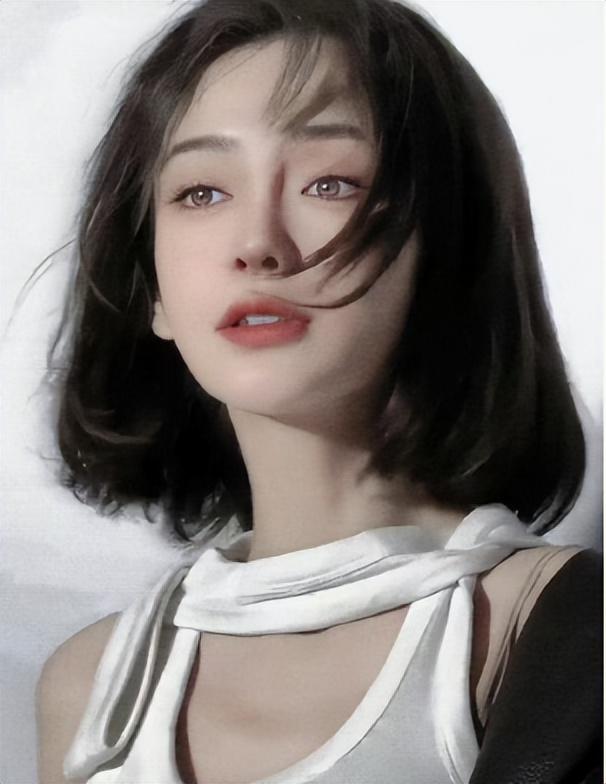 There is a "shrewd" person named Yang Ying. It was only two years after ...