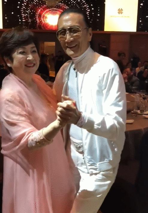 Nicholas Tse's father, Nicholas Tse: He has numerous girlfriends and is ...