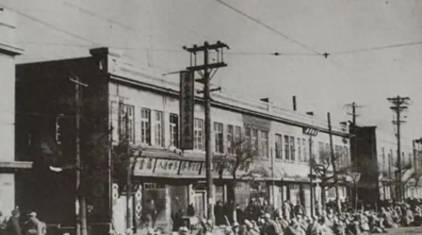 Li Yuqin divorced Puyi in 1957. Before her death, Li Yuqin revealed: I ...