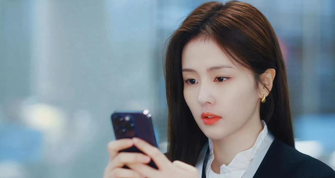 A showdown between goddess-level beauties, Bi Ruoshan VS Yu You in "Camping with Love", who is ...